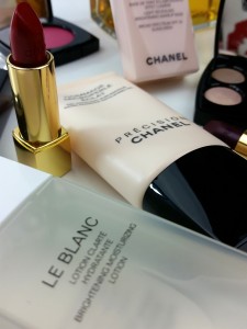 la belle Chanel - The Seventh Sphinx